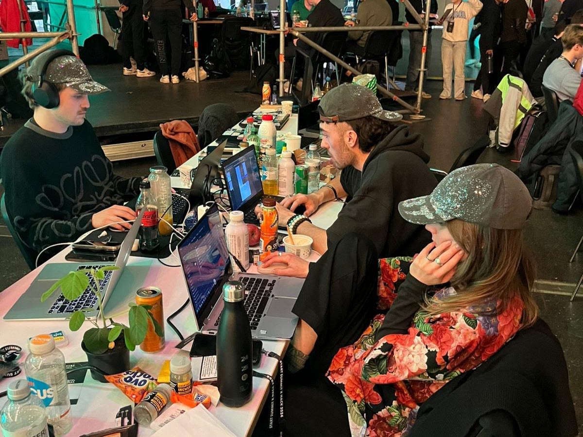 Hacking through the weeds | Syngenta Group